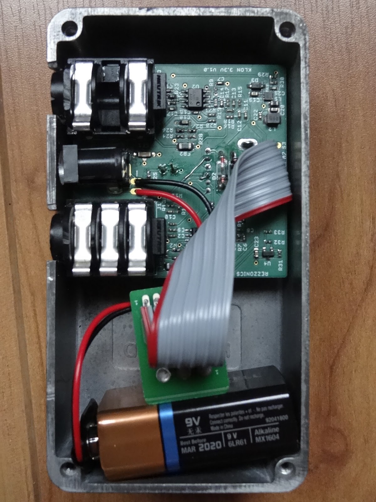 Rezzonics: Klon 3v3 clone: assembly and test