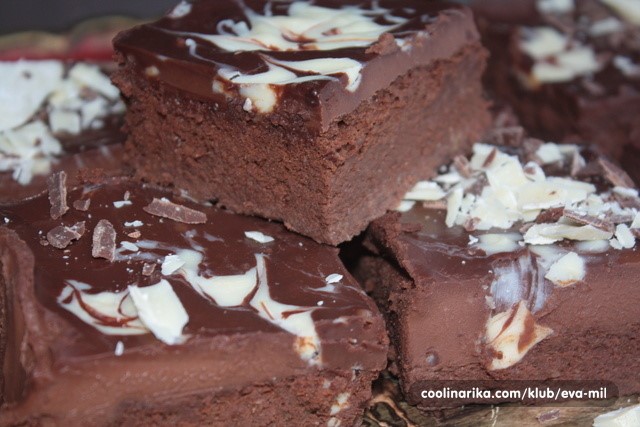 Kolac cokoladni uzitak bez brasna