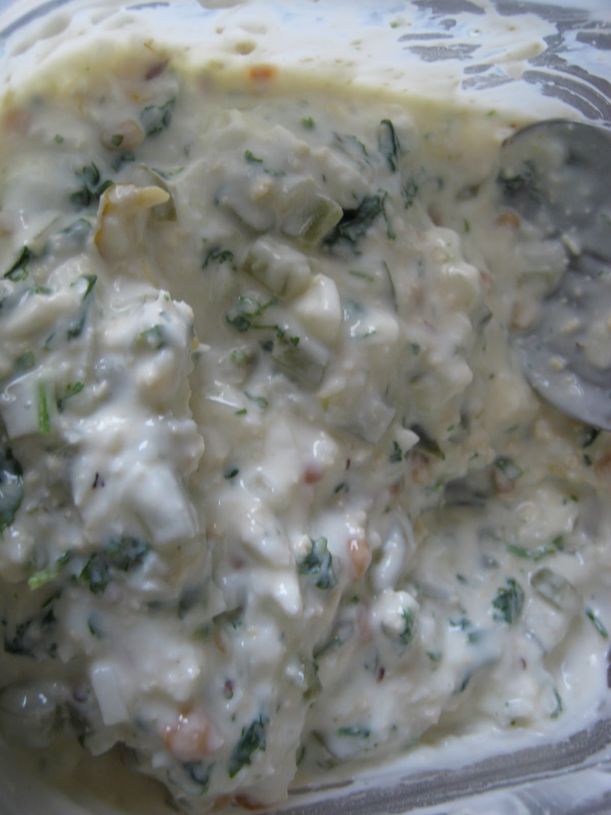 Sri's kitchen: potlakaya perugu pachadi / snake gourd and curd chutney - 1