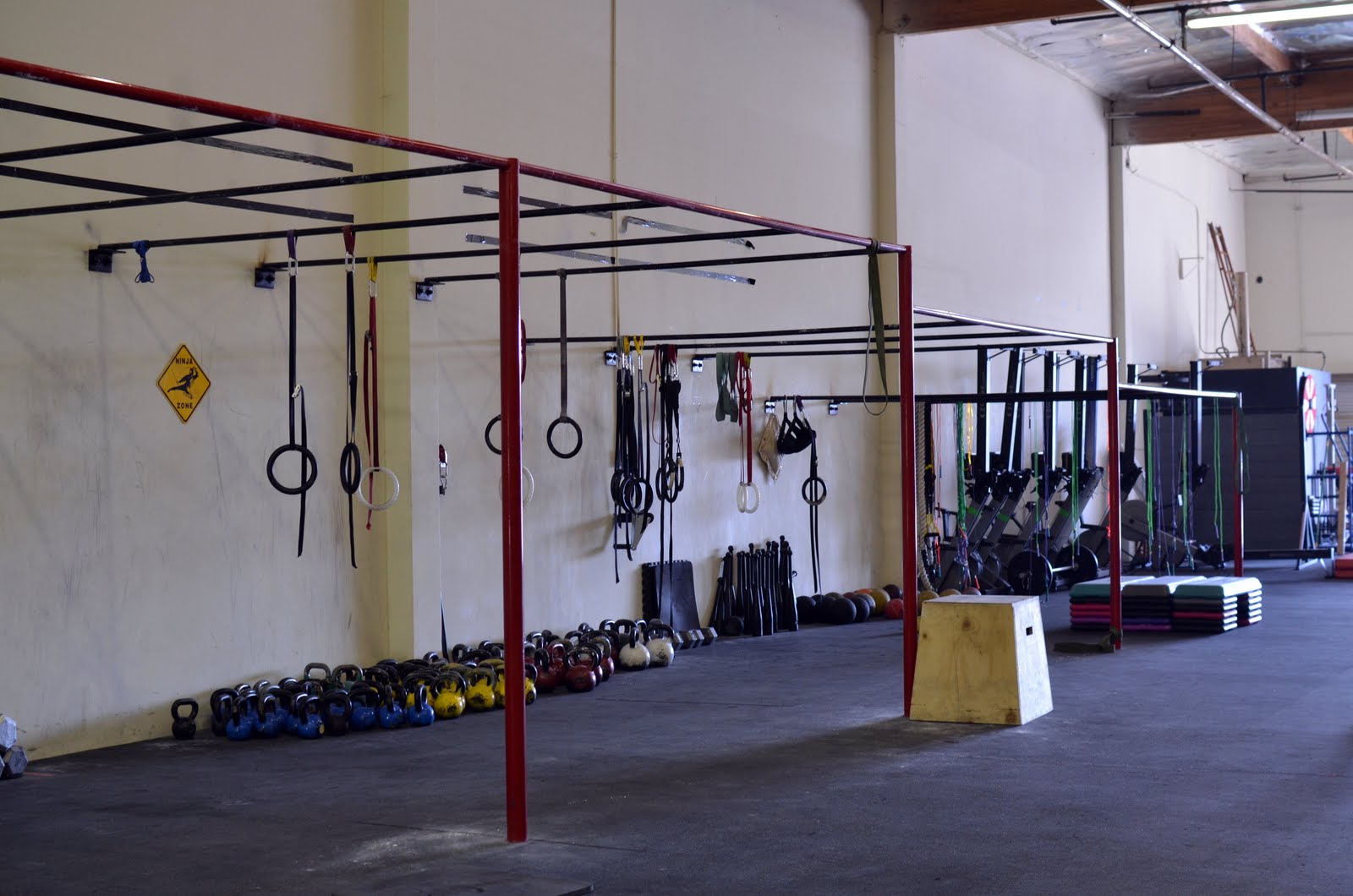 Jes' CrossFit Blog: Valley CrossFit