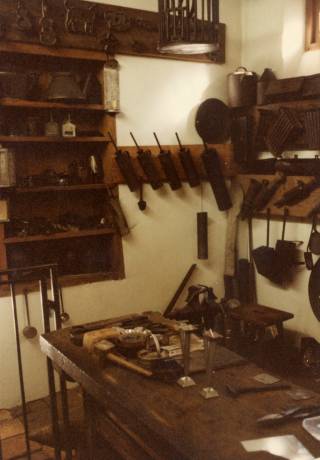 19th Century Historical Tidbits: Tinman or Tinsmith