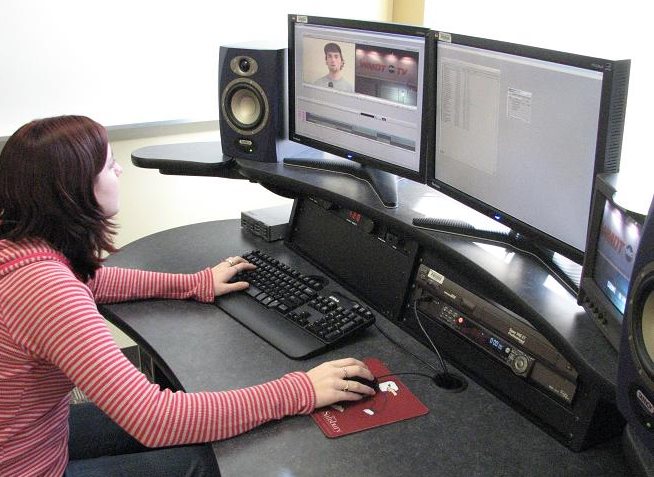 Spesifikasi Komputer untuk Video Editing Profesional – Minda Art