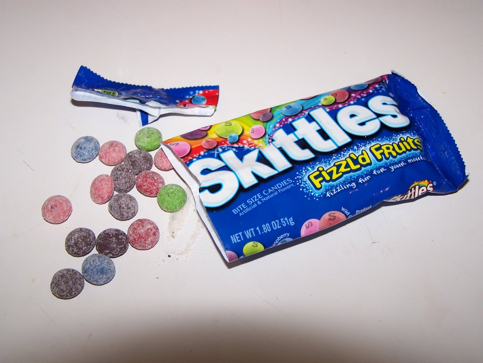 Confessions of an Uber-Geek Mom: Skittles + Pop-rocks = WIN!