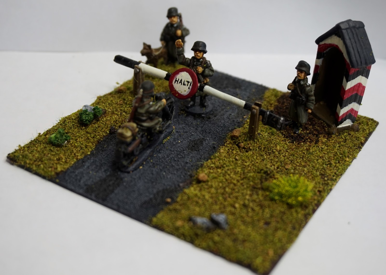 '74s to 88s' - A Model and Wargames blog: Some WW2 dioramas - aka 'fluff'!