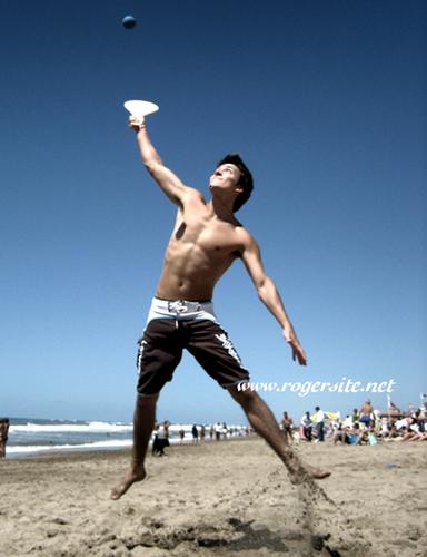 Famous Male Celebs: Roger Gonzalez 2