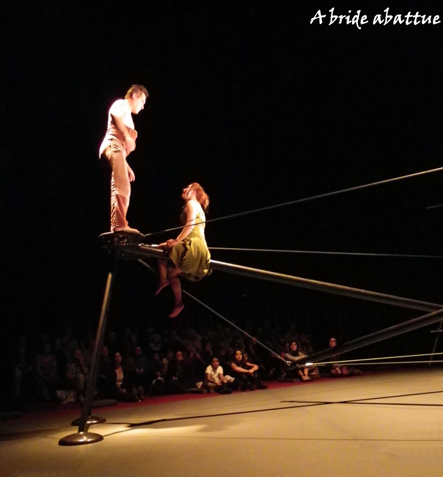 A bride abattue: Sur la route, conçu et mis en scène par Antoine Rigot ...