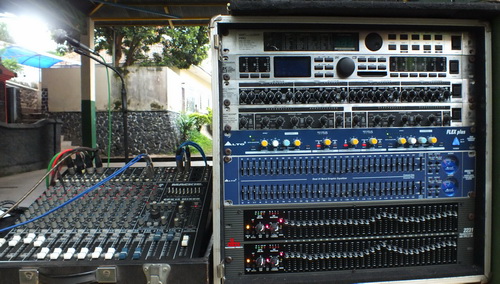 Membangun Sound System Hajatan