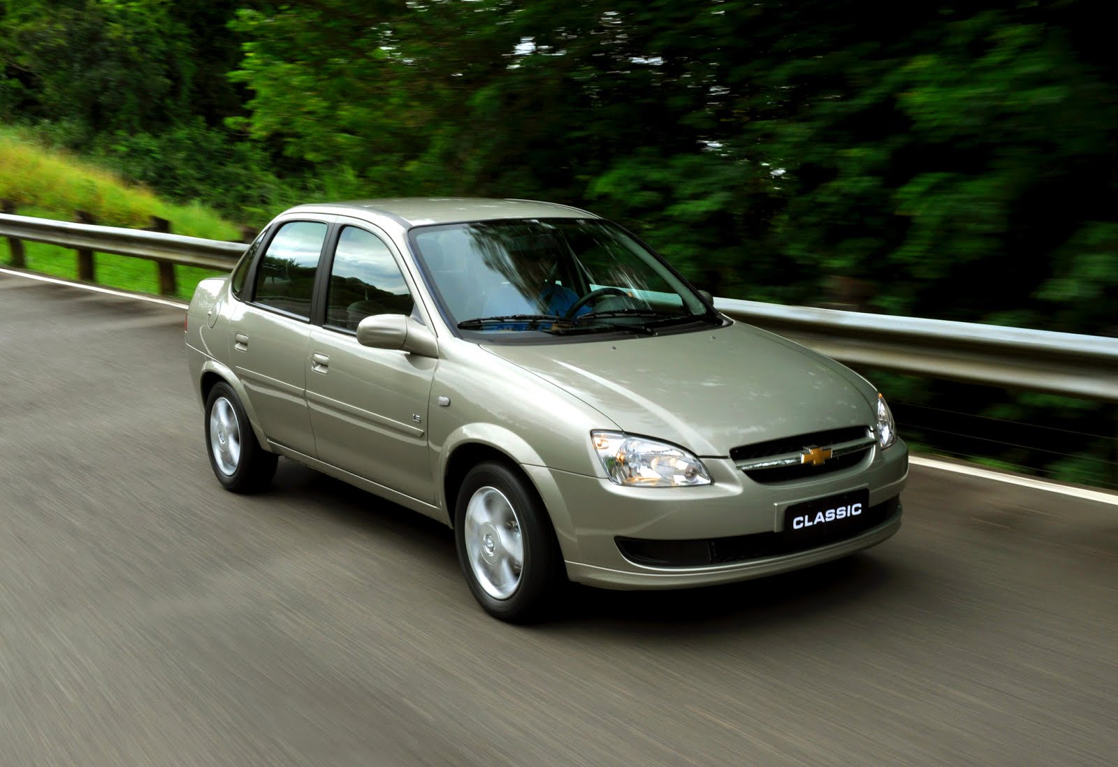 (No Es) Otro Blog de Autos: Agus sobre: Chevrolet Corsa