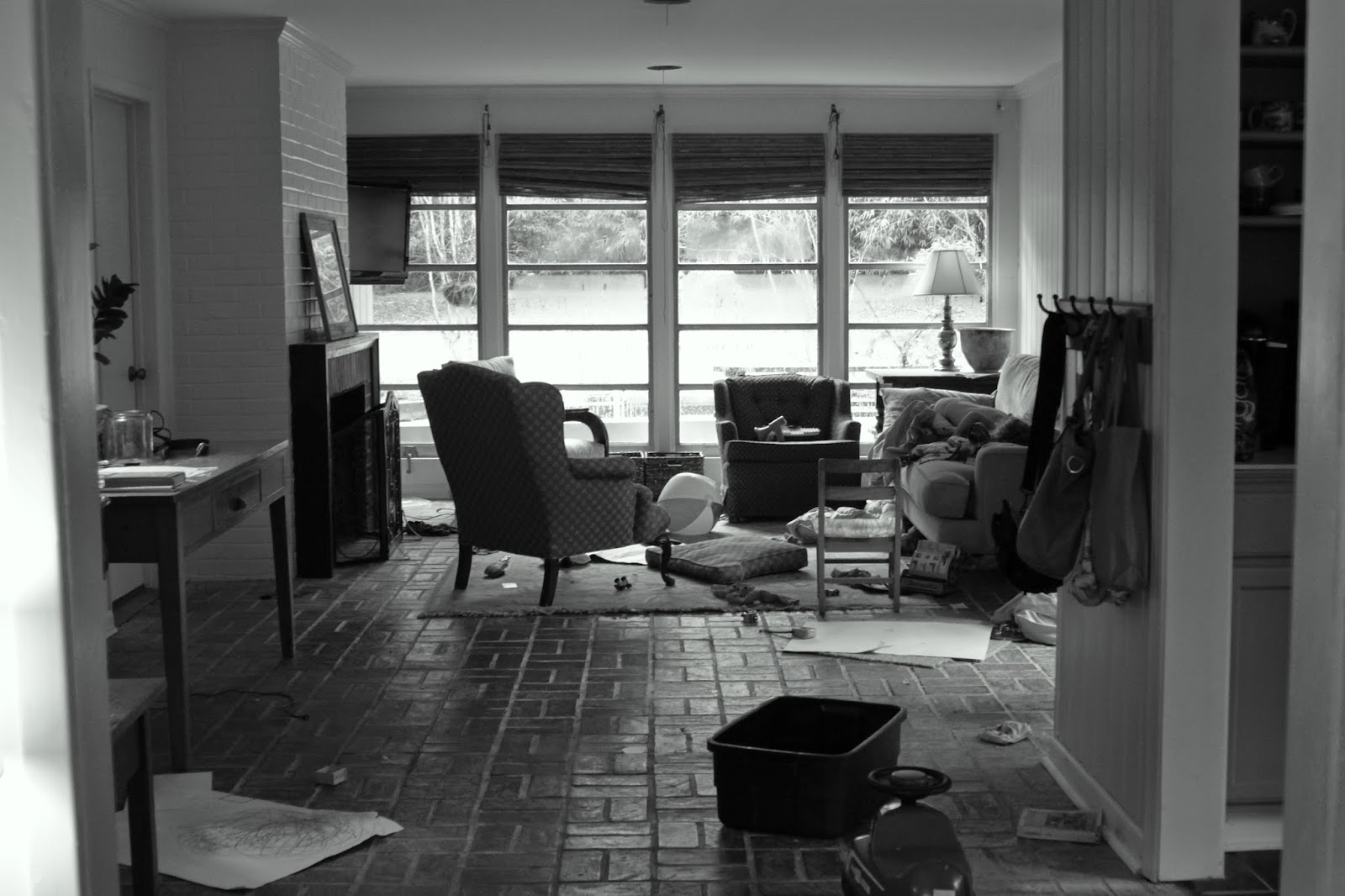 Somehow We Manage: My Super Simple Daily Housework Routine