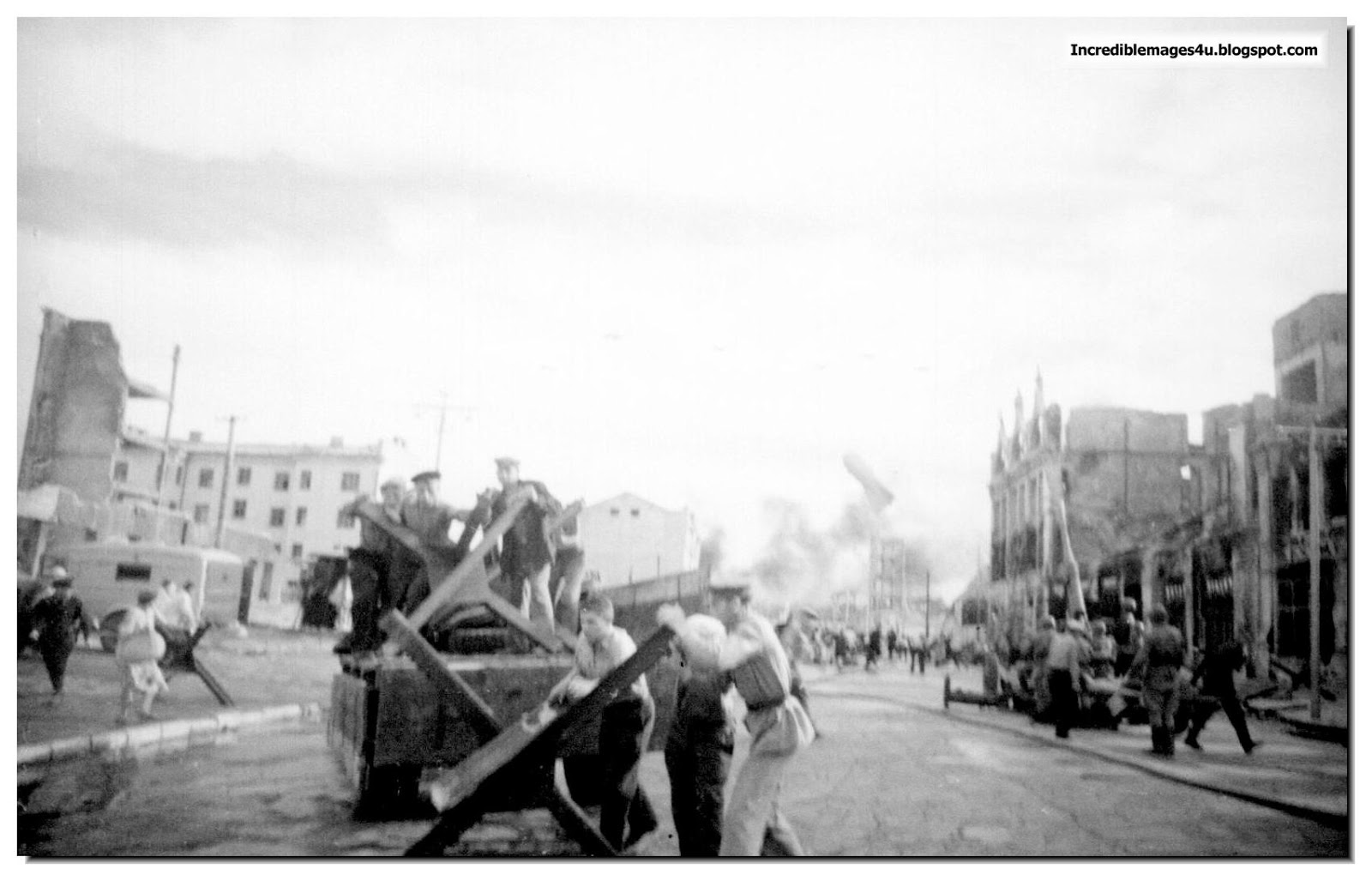 ILLUSTRATED HISTORY: RELIVE THE TIMES: Images Of War, History , WW2 ...