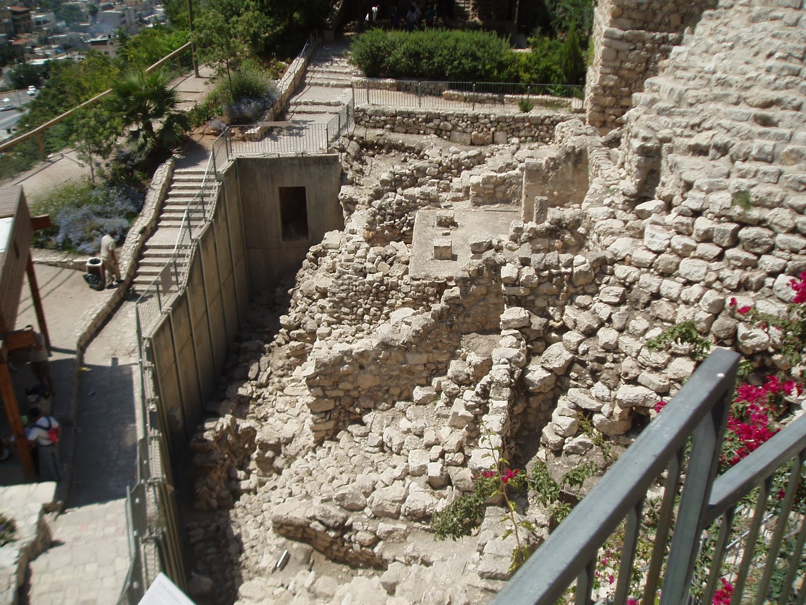 Following the Footsteps of Our Lord: King Hezekiah's Tunnel and the ...