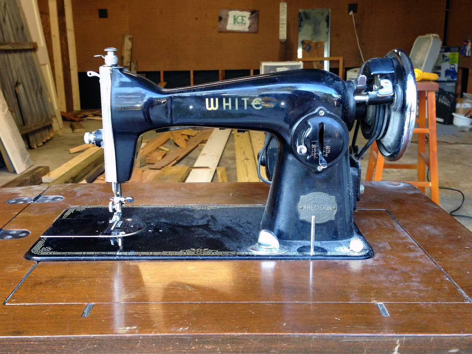 Sewing machine restoration project: my new vintage White