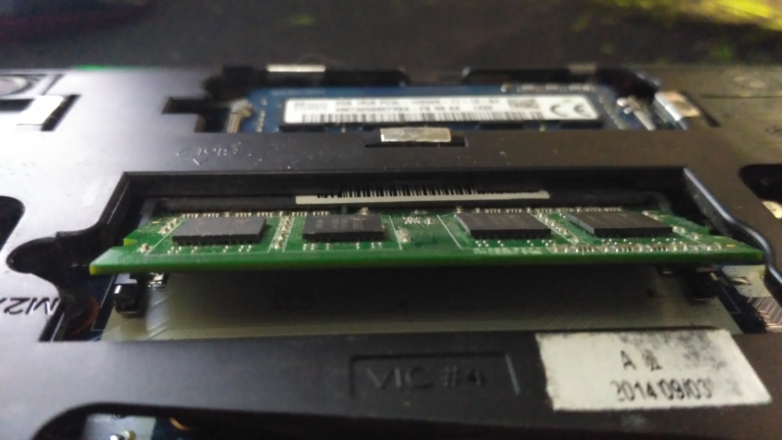 [HOW-TO] Cara mengganti/menambah Memori (RAM) dalam laptop ...