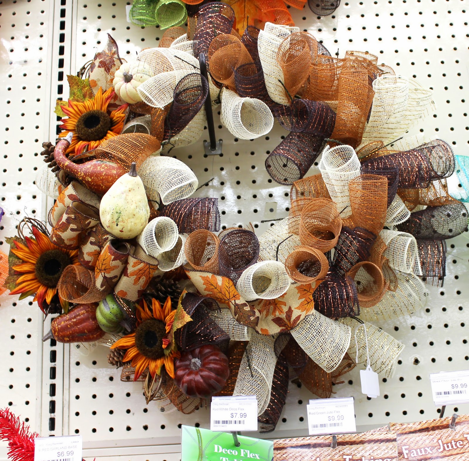 Crafts Direct Blog: Geo Mesh Wreaths!