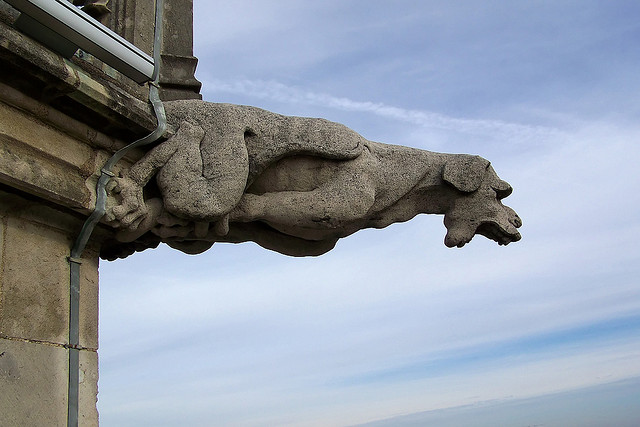 Gargoyles – Glorious Gruesome Grotesques ~ Kuriositas
