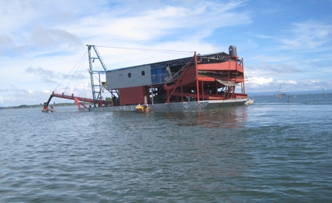 Goudwinning in Suriname: Geen overheidsbeleid om goudzoekers te laten ...