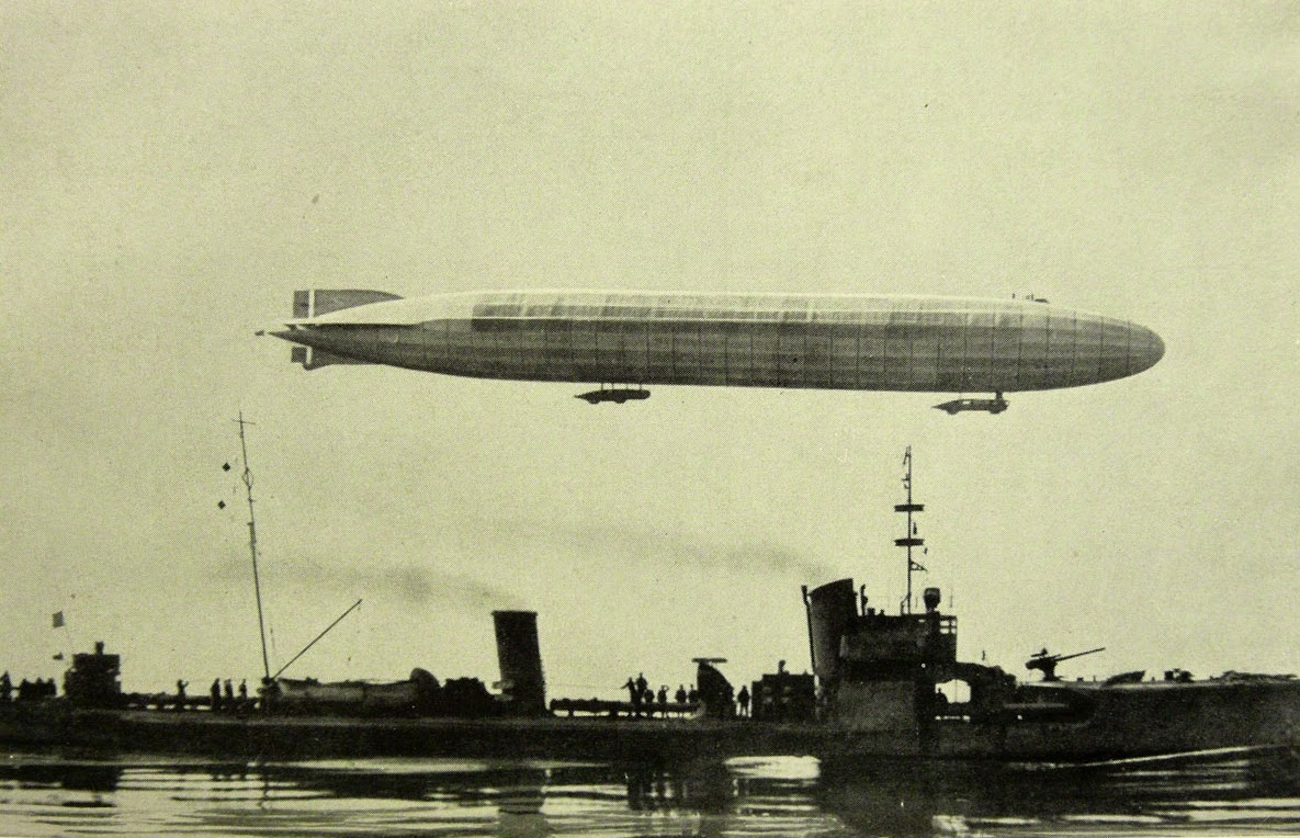 Dizzy's Wanderings & Wonderings: Wondering About Two Kinds of Zeppelins.