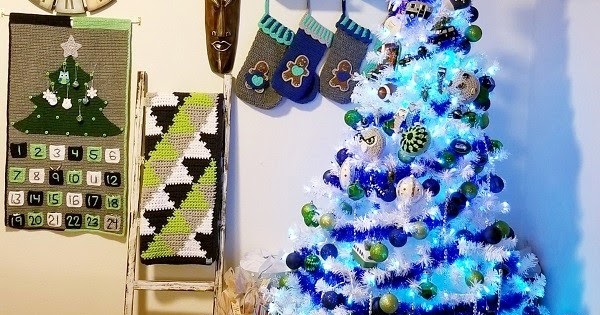 Seahawks Themed Christmas Tree - Sew Crafty Crochet