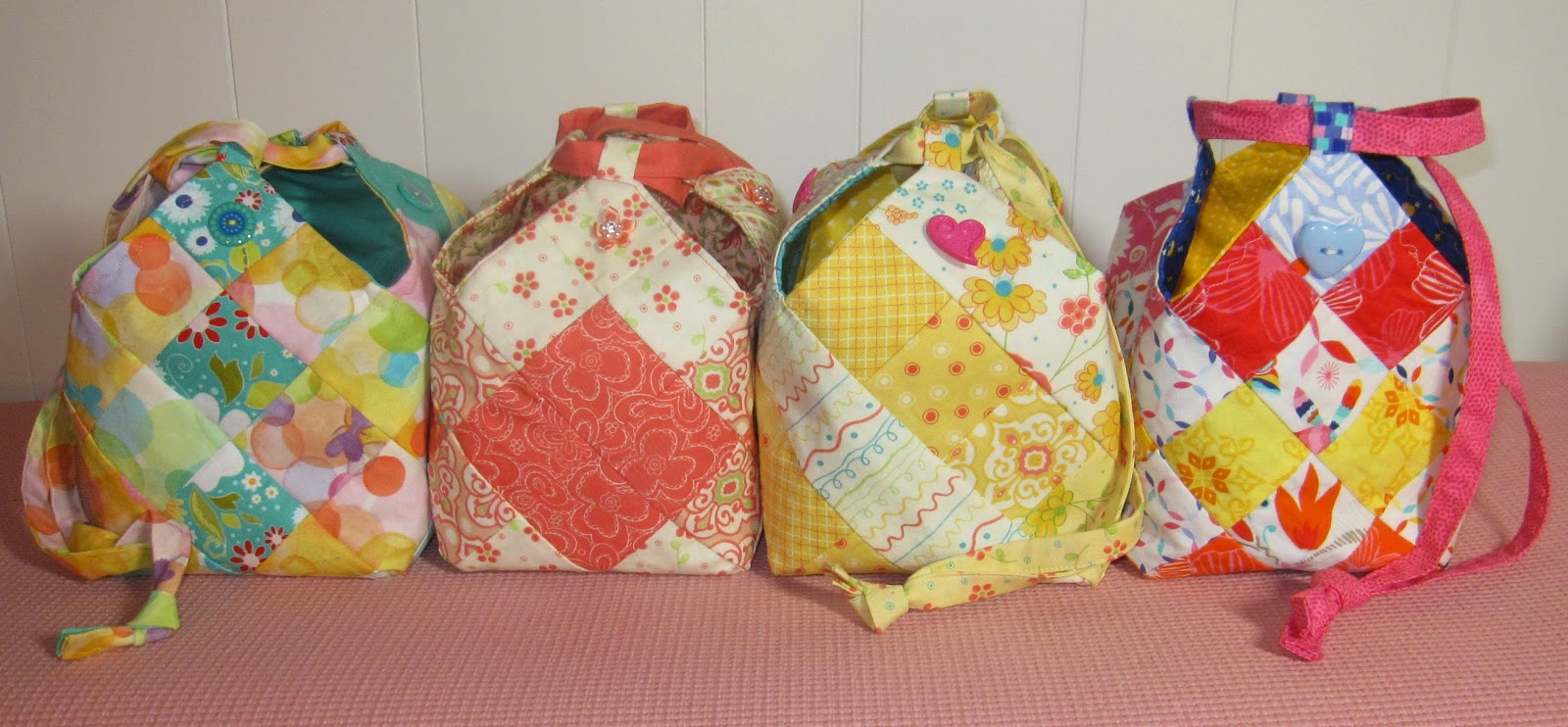 Quiltsmart Printed Interfacing: Brag Post: Giving the Gift of Bitty Bags