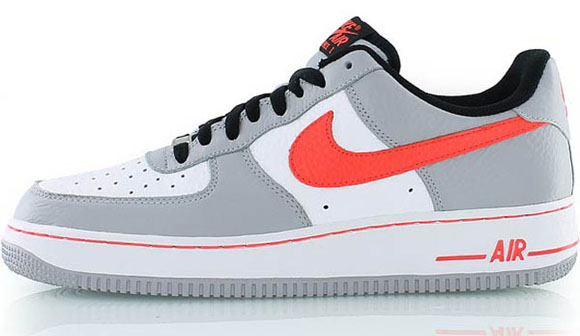 Zapas 68: Nike Air Force 1 "Infrared"