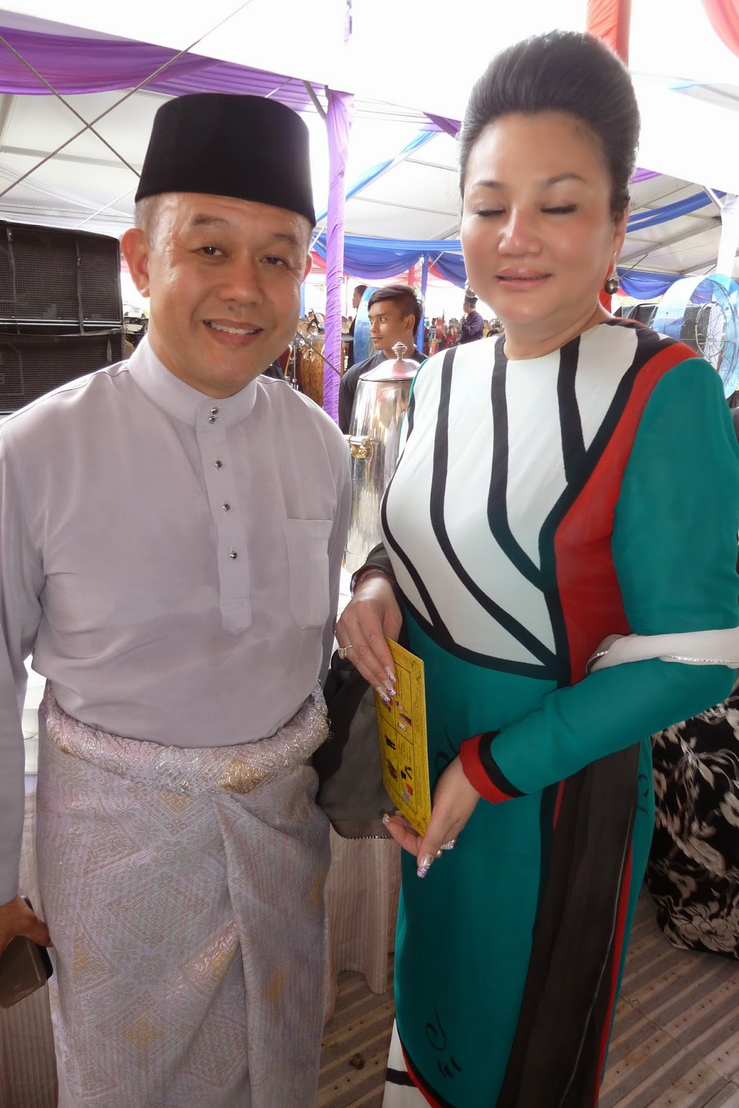 Kee Hua Chee Live!: THE KING OF MALAYSIA'S FIRST AFTERNOON TEA PARTY AT ...