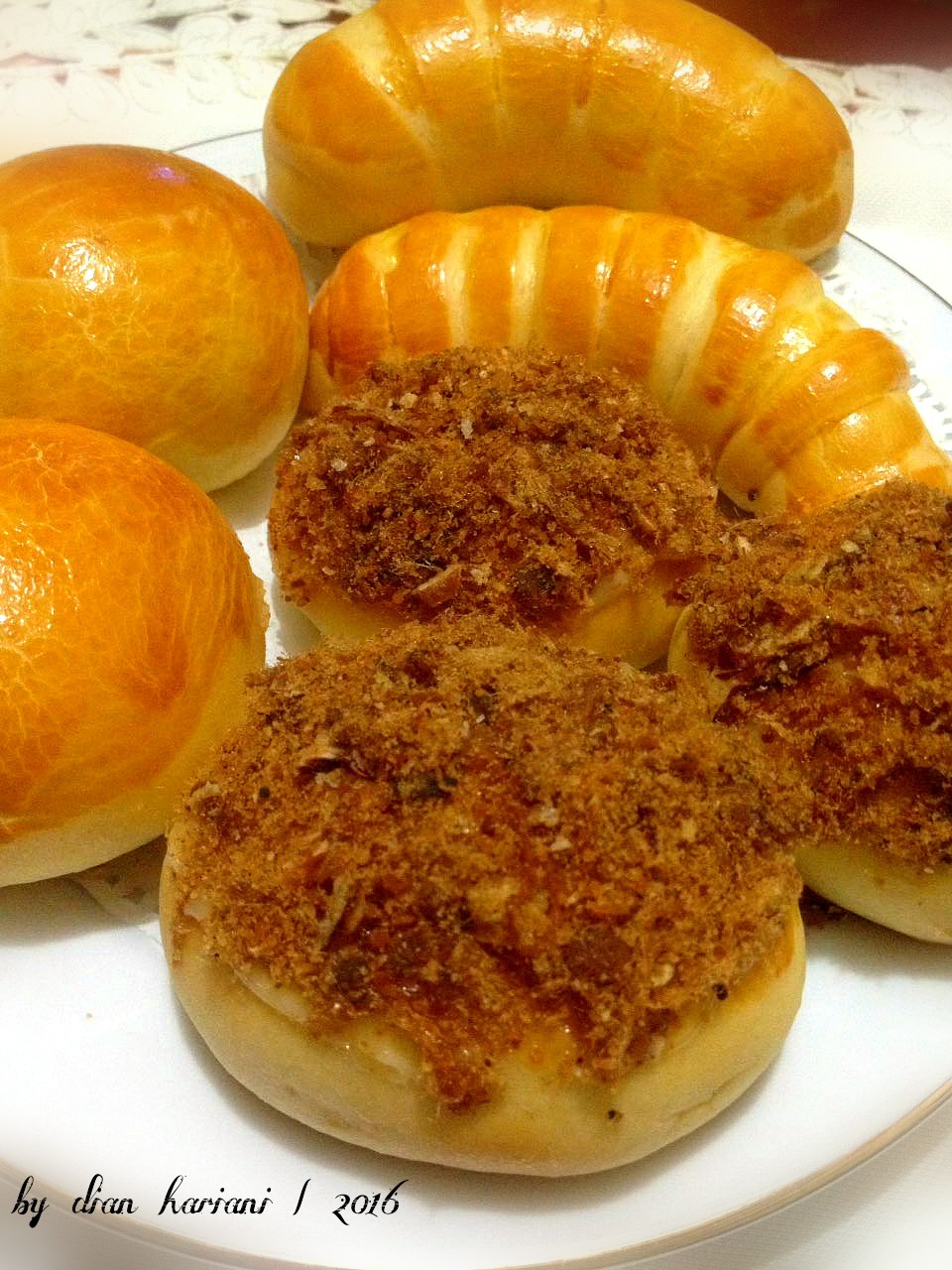 my simple kitchen: ROTI ISI COKLAT,KEJU DAN ROTI ABON ALA KILLER SOFT BREAD