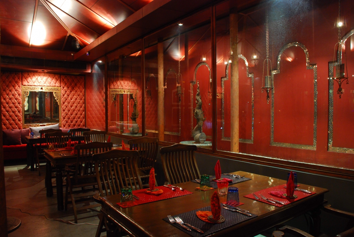 MahaNaga Modern Thai Restaurant & Bar: Enjoy the Warmth of Hospitality ...