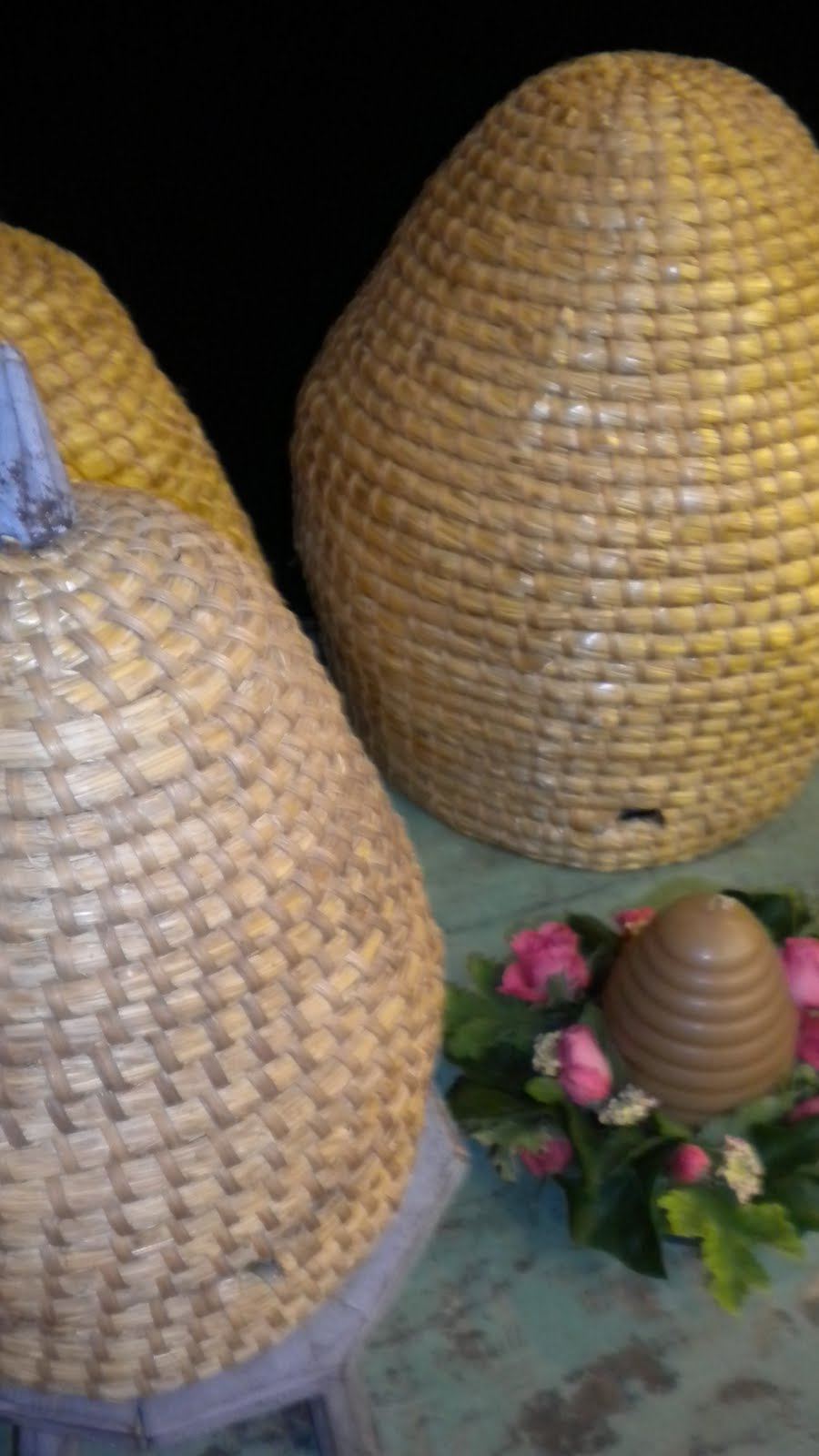 Rosemary's Sampler: History of the Bee Skep