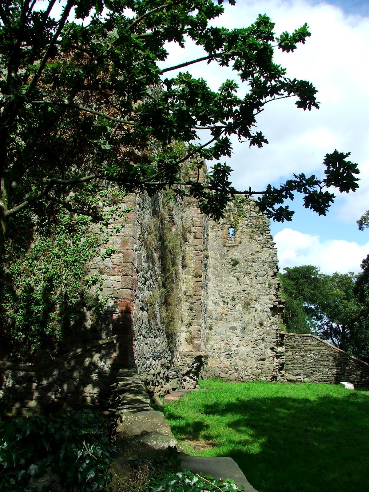 The castles, towers and fortified buildings of Cumbria: Millom Castle ...