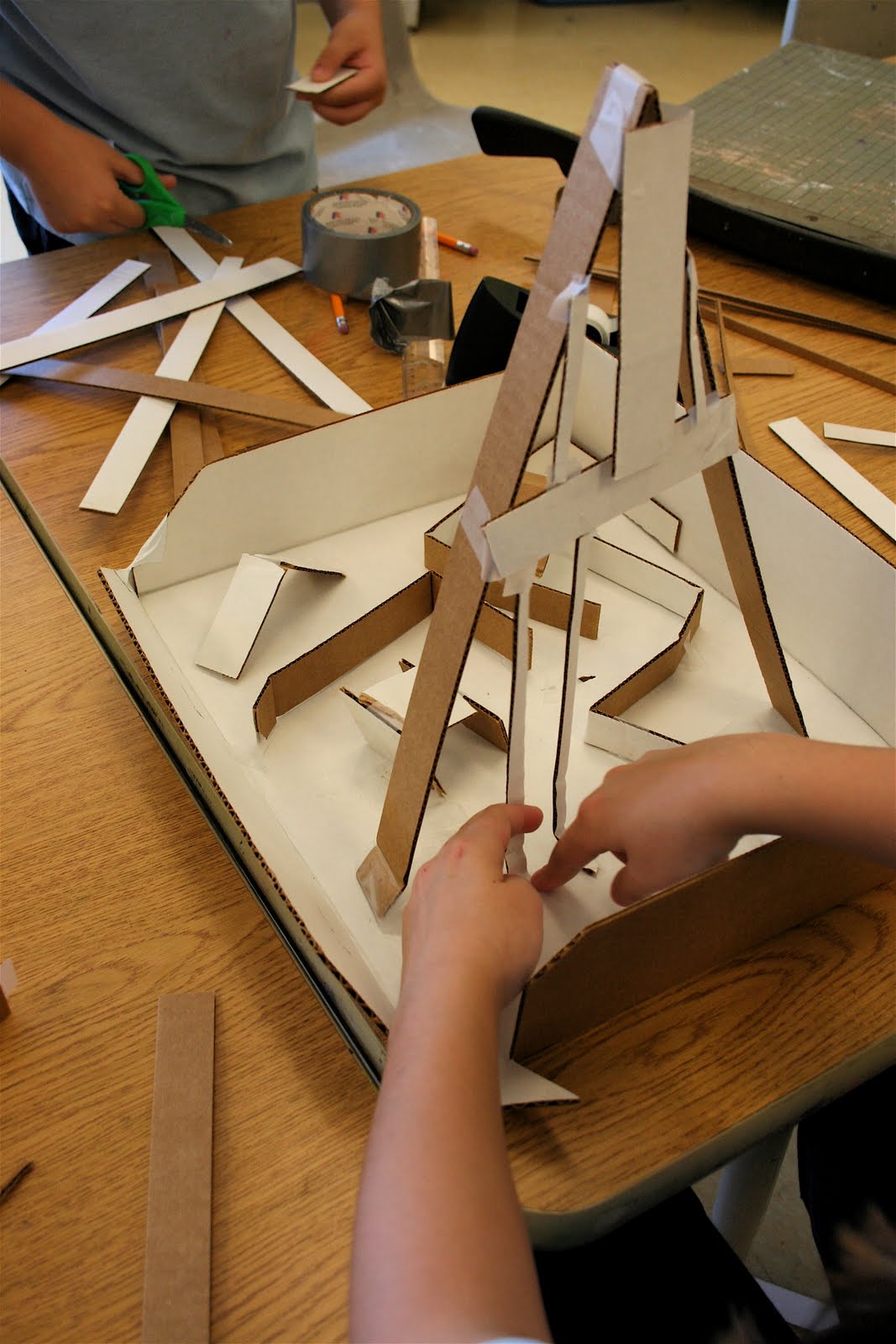 Art Project Girl: AMAZING MAZES