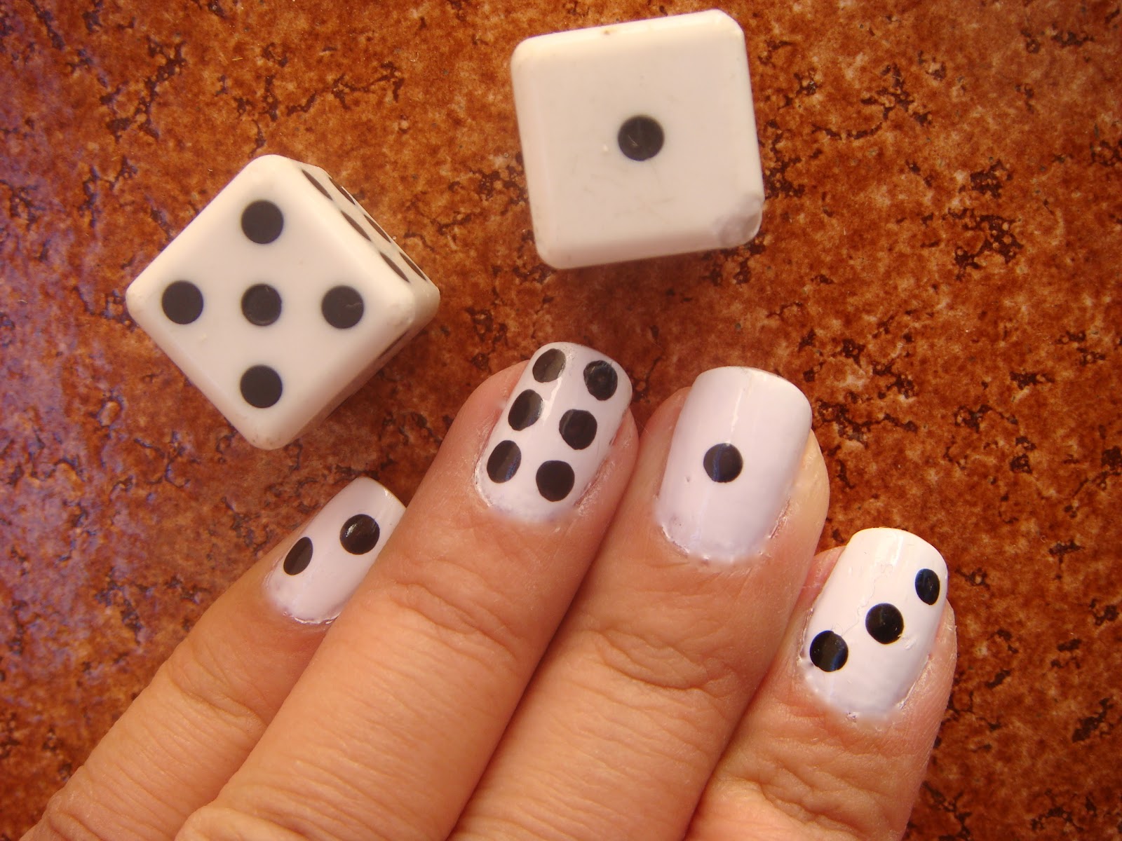 Fashionettista: Unha de Dado