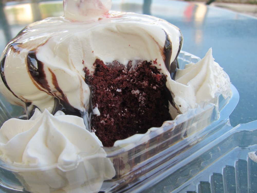 Review: Sonic - Red Velvet Molten Cake Sundae