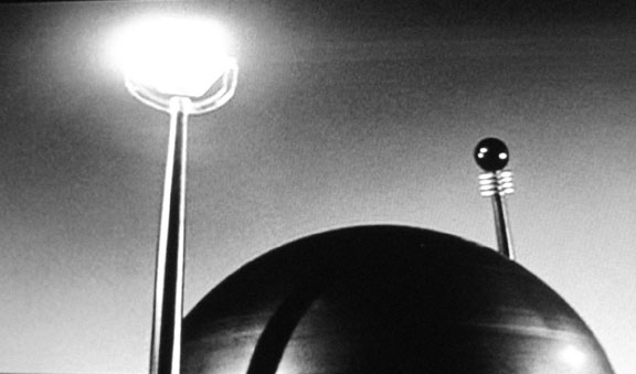 LERNER INTERNATIONAL ENTERPRISES: LIE #8: Kronos, My Favorite Robot ...