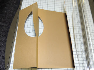 Warrell Creations: Circle Card Thinlits Die With Extended Panel Tutorial