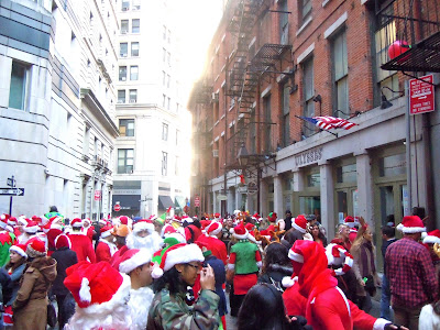 danielle abroad: what is santacon?