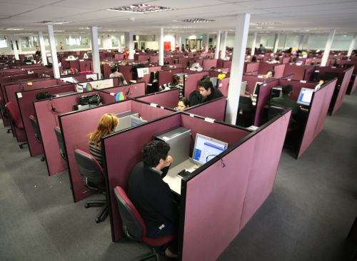 CONTACT CENTER: BIENVENIDOS AL MUNDO MAGICO DE UN CONTACT CENTER