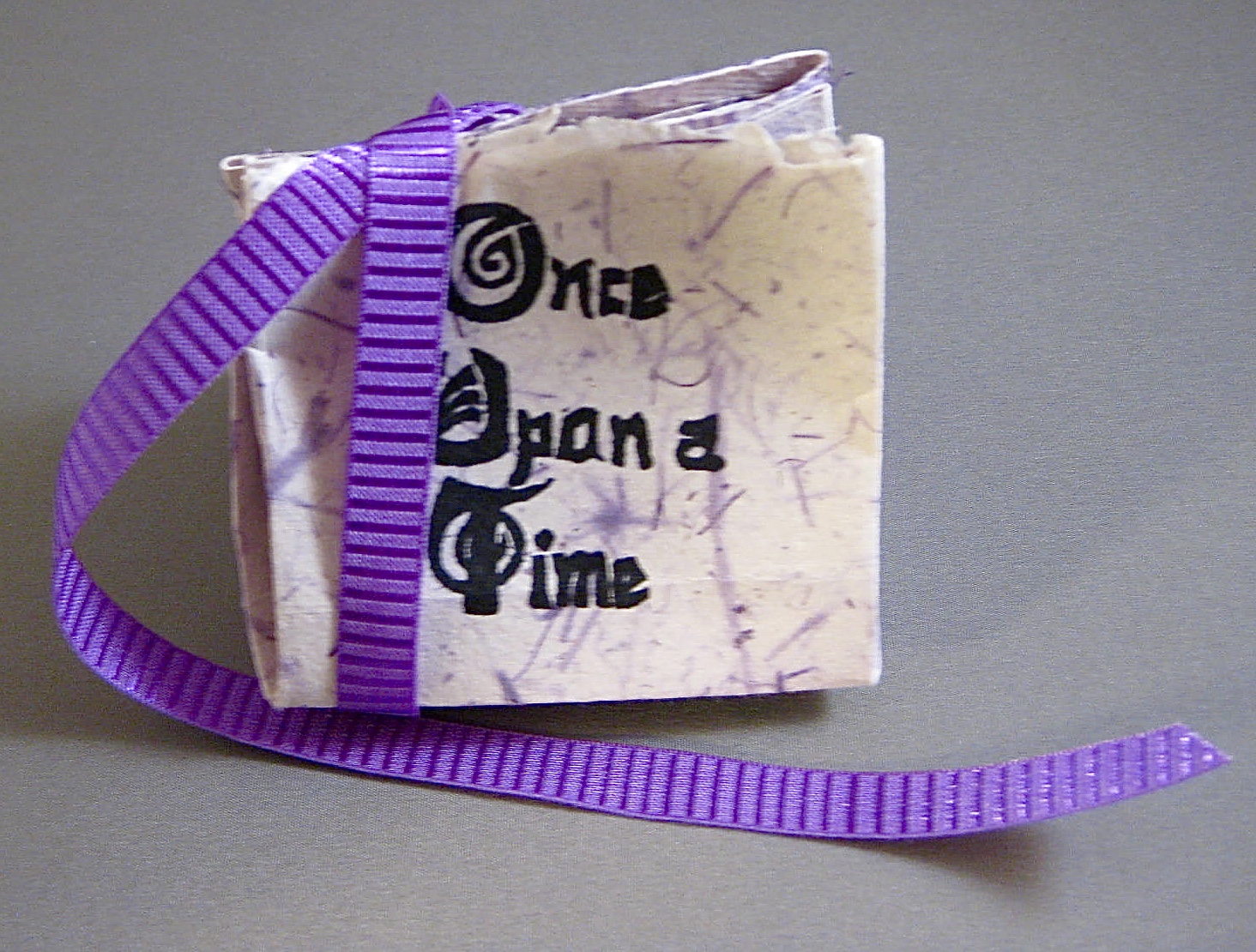 Art Craft Share: Folded Paper Pouch