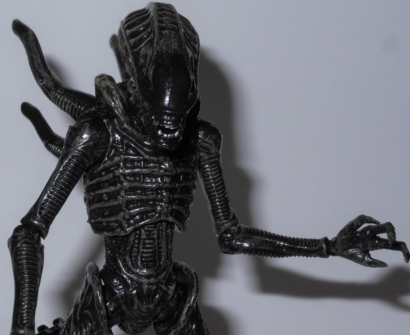 Figuras de Acción A Go-Gó: XENOMORPH SOLDIER (ALIENS: COLONIAL MARINES)
