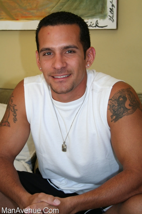 Welcome to my world.... : Armando - Man Avenue