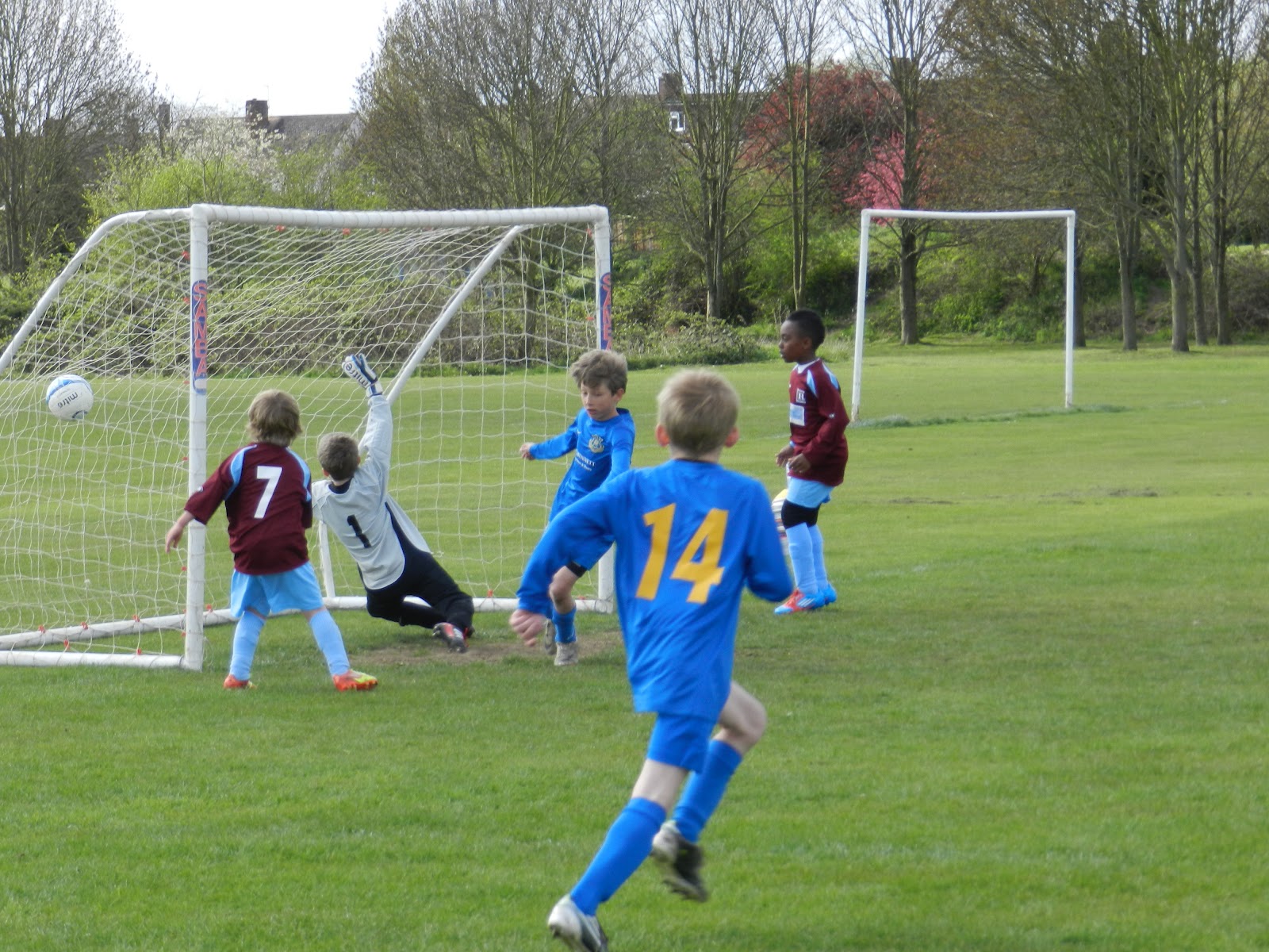 Bessingby Park Rangers Team Page: BPR v Ruislip Rangers B team ...