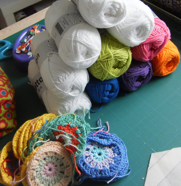 Patchwork-blomsten: Solsikker .....