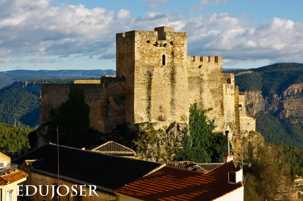 EDUJOSER: CASTILLO DE YESTE (Albacete)