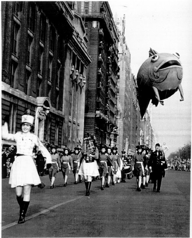 19 Amazing Vintage Photos of the Macy’s Thanksgiving Parade Balloons ... 19 Amazing Vintage Photos of the Macy’s Thanksgiving Parade Balloons ...