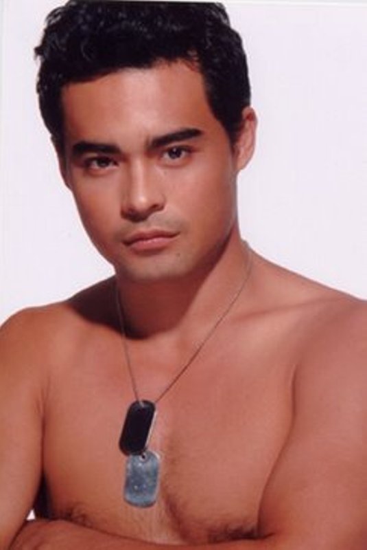 Man Central: Sid Lucero: Close Up