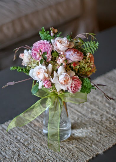 VW Garden: Bouquet of English Roses, Hydrangea, Snowberry and Honeysuckle