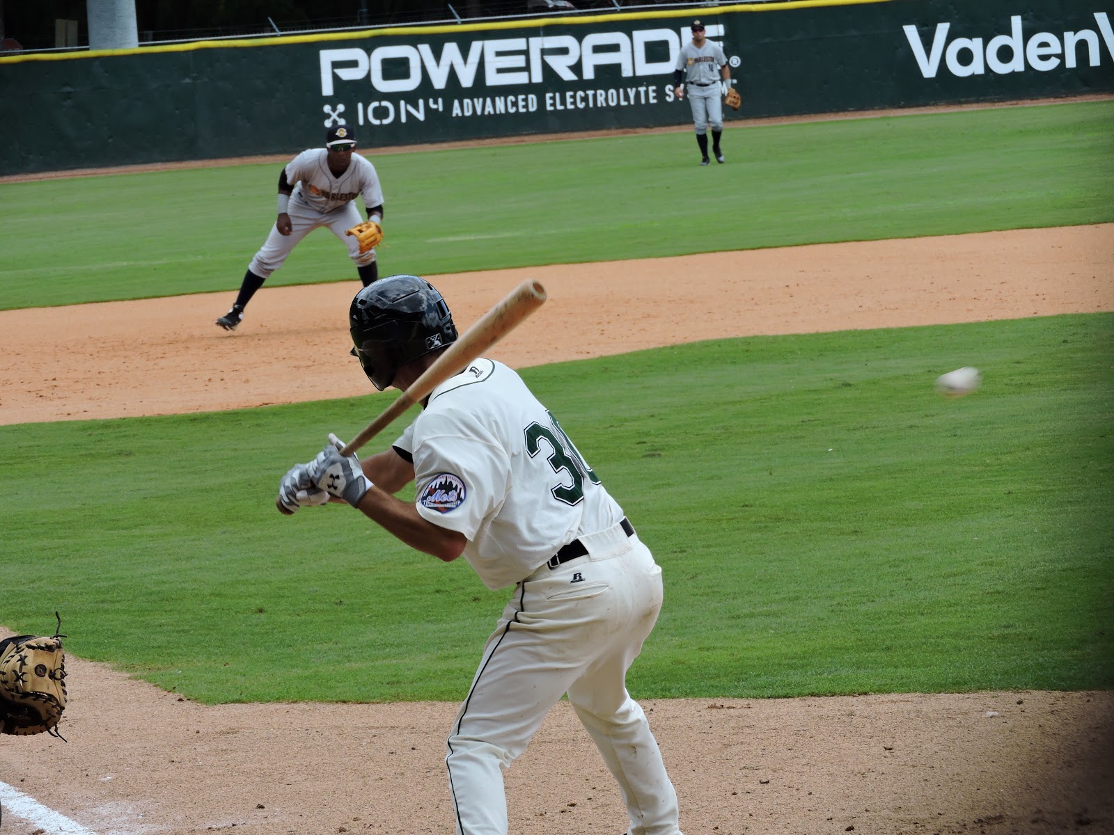 Mack's Mets: Charleston RiverDogs 5 Savannah Sand Gnats 0