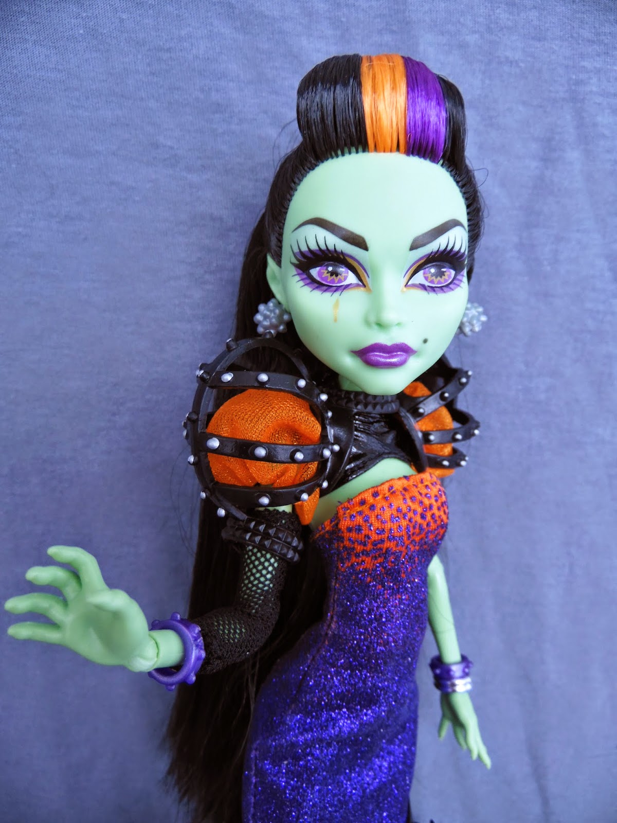 Christina Articulates: I put a spell on you: Monster High's Casta Fierce!