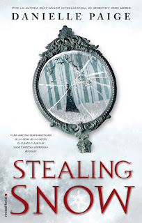 Lovely Cloud: Reseña: Stealing Snow #1 - Danielle Paige