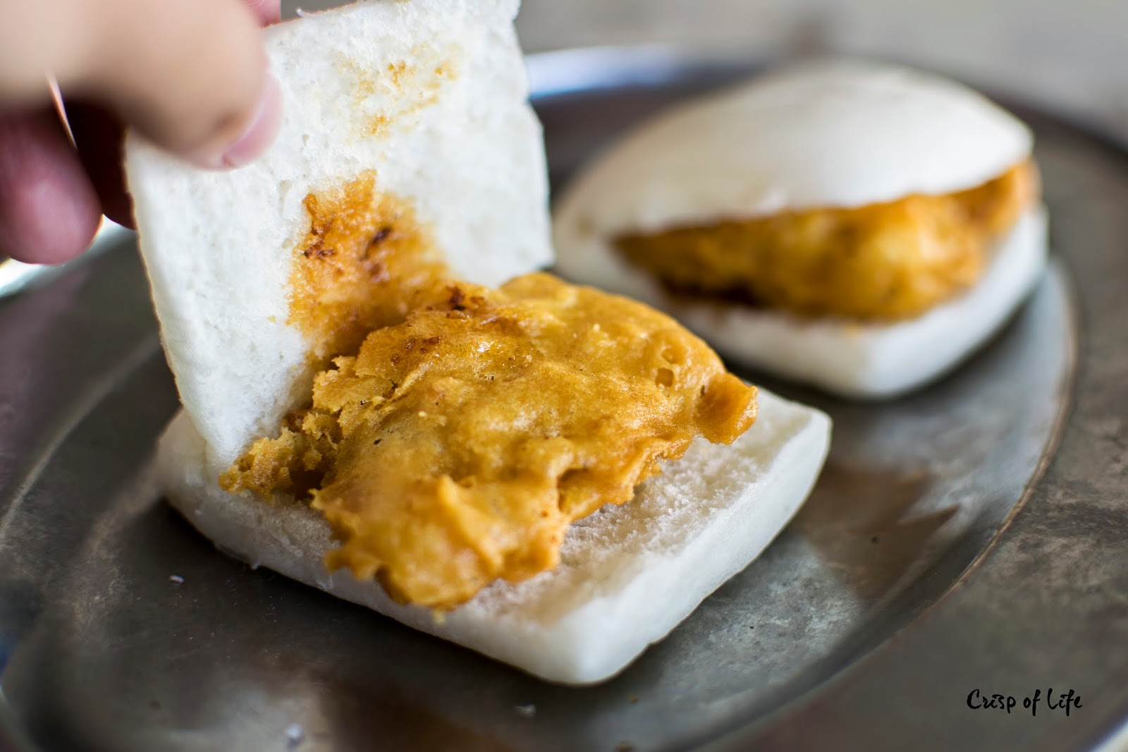 Mantou (steamed buns) @ Chuan Heang Restaurant, Bedong, Kedah - Crisp ...