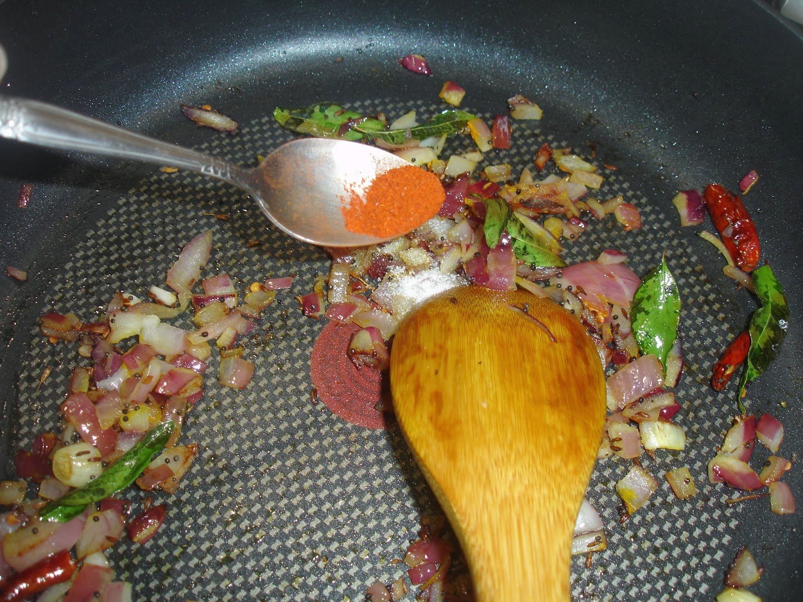 VineelaSiva: Potals Pakodi Curry